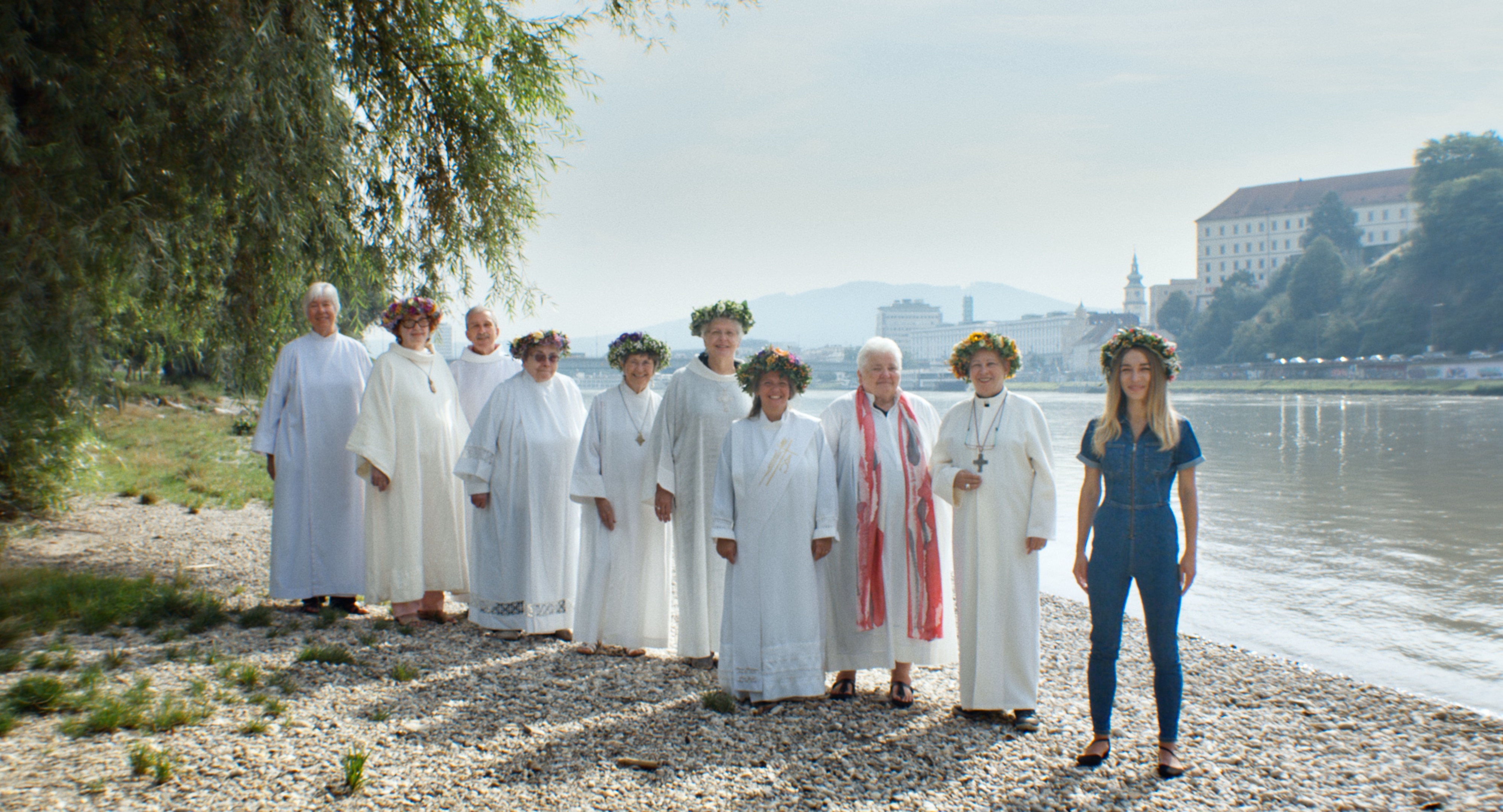GIRLS & GODS – DOK.fest München
